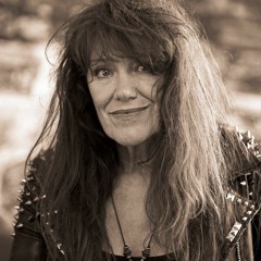 Rita Van's Instagram, Twitter & Facebook on IDCrawl