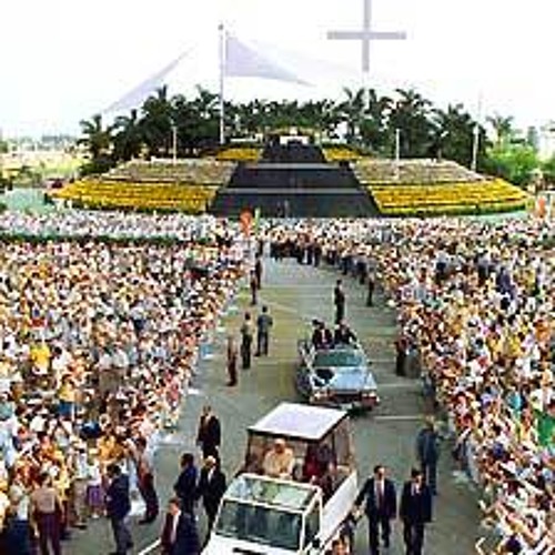 Stream David Gerrits recalls encounter with Pope John Paul II at FIU in ...