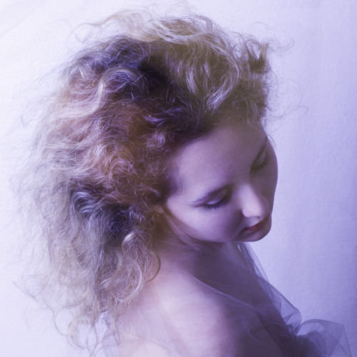 Stream Stars Of Falling Snow- Samira and the Wind by Samira | Listen ...