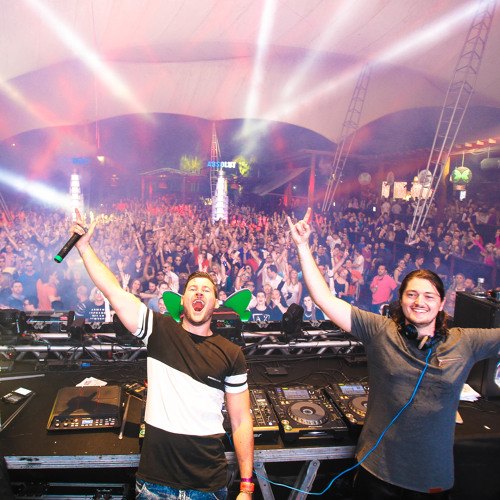 Stream Rave Radio @ Green Valley, Brazil [Live DJ Set 11/7/15] by Rave ...