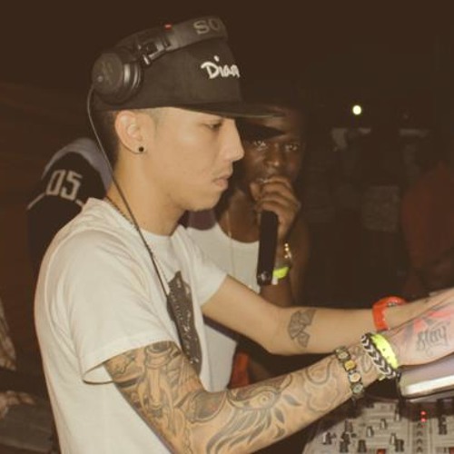 Stream Bryan Avalos - Dancehall SeSsion.. by DJ AVALOS | Listen online for free on SoundCloud