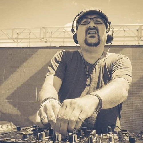 Stream Mr. Slide - Techno Podcast , Three Decks In The Mix Summer ...