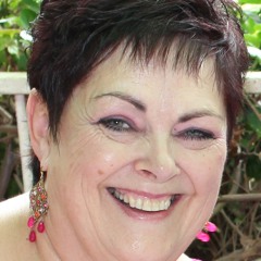 Jen Henrick's Instagram, Twitter & Facebook on IDCrawl