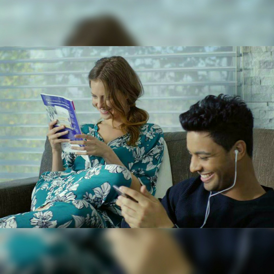 Stream اغنية اضحكى_احمد جمال 2015 by Mena hamdy | Listen online for ...