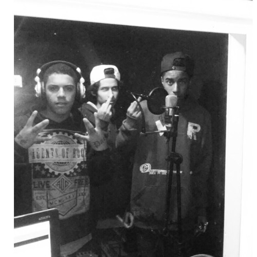 Stream La Familia Rappers - Do Passado Só Lembranças by La familia ...