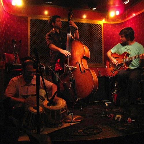 Stream Surface to Air Trio: Blood Simple/Arcana LIVE (C. Burwell, R ...