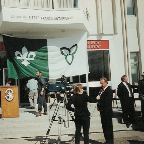 Stream Le drapeau franco-ontarien : un accouchement difficile by ...