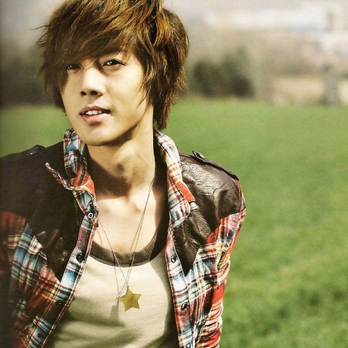 Stream Boys Before Flowers Violin - Ji Hoo by Brisa Guzman | Listen ...