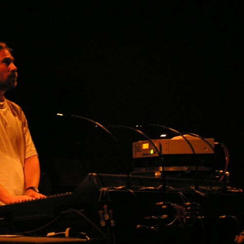 Stream El Valle Inquietante by Federico Schumacher Ratti | Listen ...