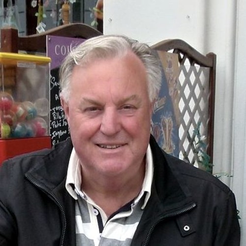 Stream Peter Watson Chats With 12 Year - Old Bella Tipping About Her ...