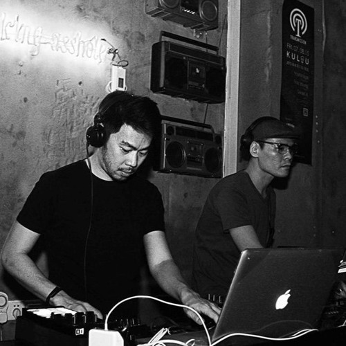 Stream Gerald Ang B2B Rob Young @ Logo, Shanghai 31st Oct 2015 by ...