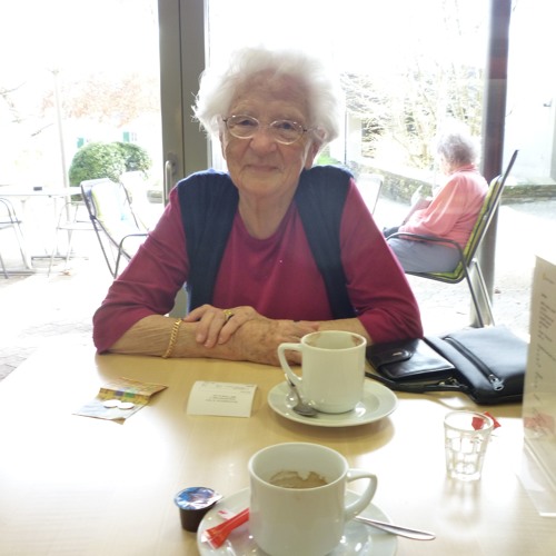 Stream Ich Hab Ehrfurcht Vor Schneeweissen Haaren - Ingeborg - POS by ...