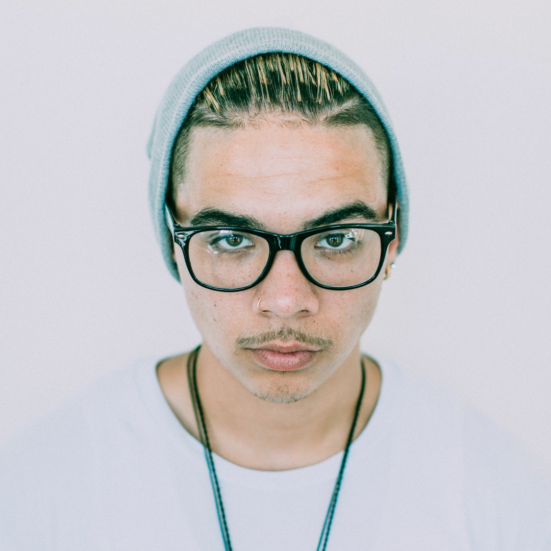Stream Right Hand -(William Singe Cover) by _lovejamie | Listen online ...