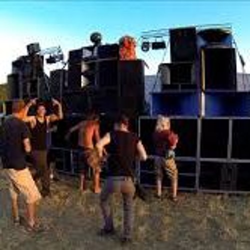 Stream Le Retour du Lezard Masque by Roland Stoiber | Listen online for ...