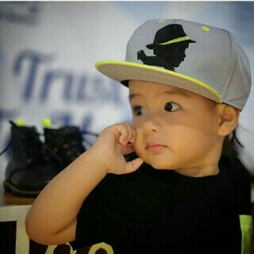 Stream Cinta terbaik Dewi R by User 582984703 | Listen online for free ...