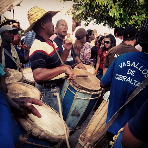 Stream Así Son Nuestros Tambores by Un Solo Pueblo Venezuela | Listen ...