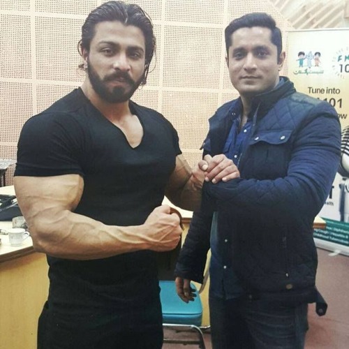 Hasnain Raza - Hassaan Mahmood Fittness Show on FM101 by Hasnain Raza ...