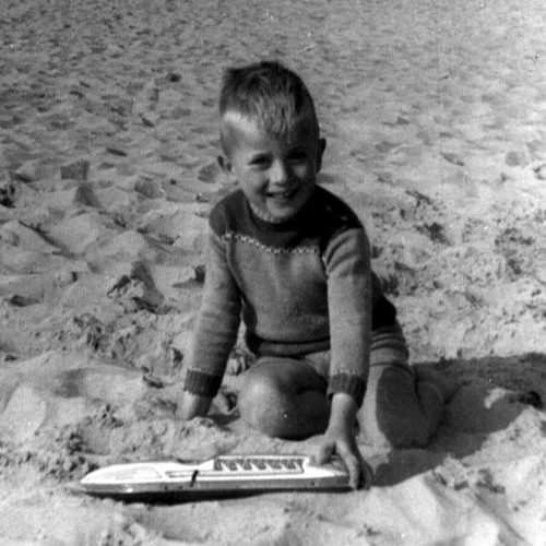 Stream Castles made of sand by Cees Bergman | Listen online for free on ...