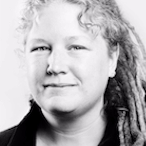 Stream T.L. Taylor, "Professional Play and the E-sports Industry" by ...