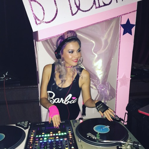 Stream DJ Dollstar Barbie Intro. Mix (1959 TV Commercial X Khia Remix ...