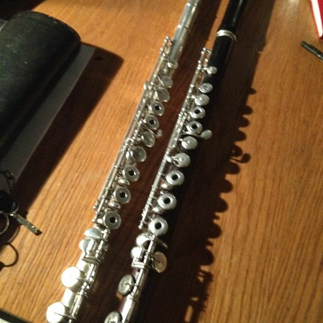 Stream Wooden Louis Lot vs Modern Silver Flute (Jack Moore Lean Model ...