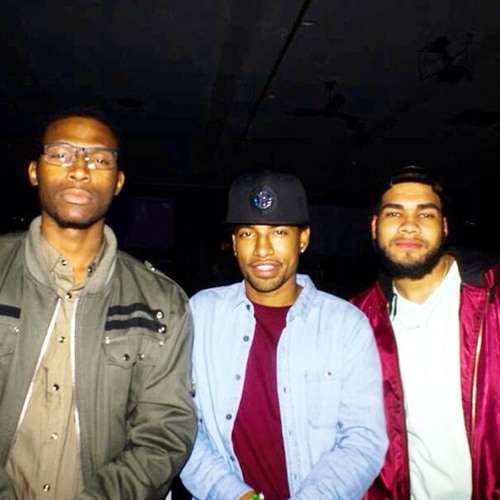 Stream Uneke ft. Zeleon - Shes all i want (HQ) at @Kid Flight by UNEKE ...