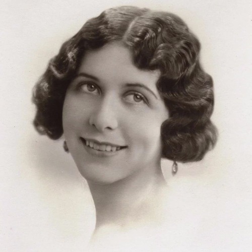 Stream episode For Anne Gregory (William Butler Yeats) by auki podcast ...