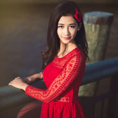 Stream Han Thi Winner Of Kiss by ARTIST District Radio | Listen online ...