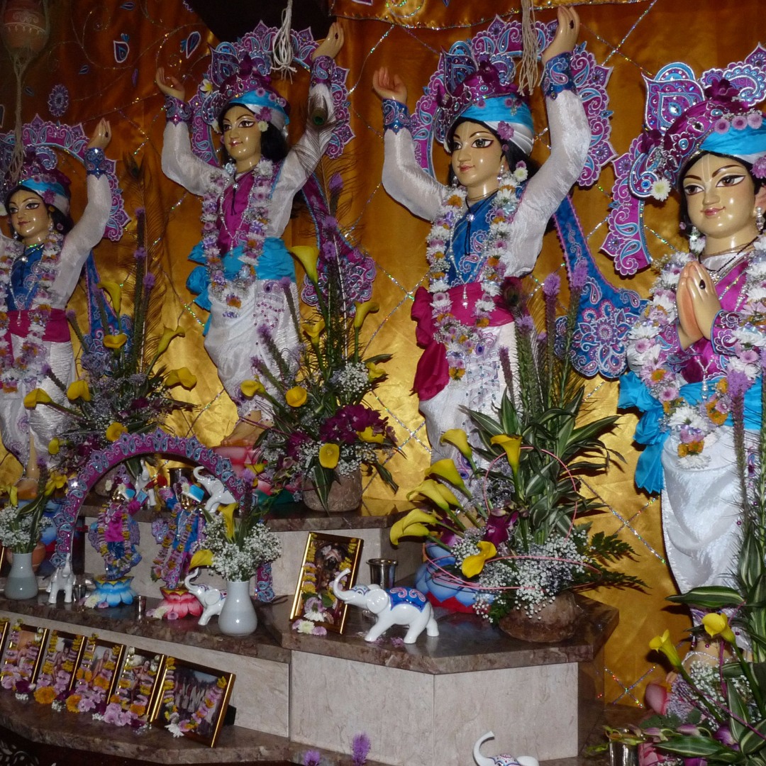 Stream 2015 - 12 - 06 Bhajans - Hare Krishna Kirtan - Tat Purusha Pr ...