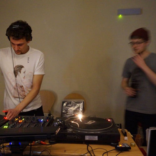 Stream Matthias Lindner & Felix Krell (Yarn Rec.) @ RADIO ELECTRONICA ...