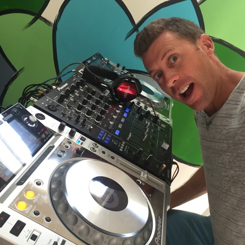 Stream Deep Mix - April - Leon.MP3 by LeonClemones | Listen online for ...