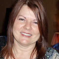 Danna Moore's Instagram, Twitter & Facebook on IDCrawl