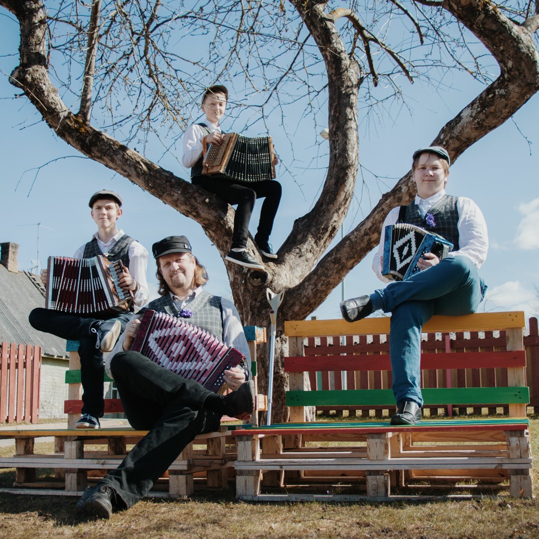 Stream LÕÕTSAVÄGILASED- Edimise Numre Miis by Lõõtsavägilased | Listen ...