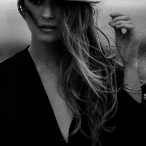 Stream Nostalgia by ALBA ARIZA | Listen online for free on SoundCloud