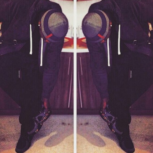 Stream Kash Million - Round Here by Official Kash Million | Listen ...