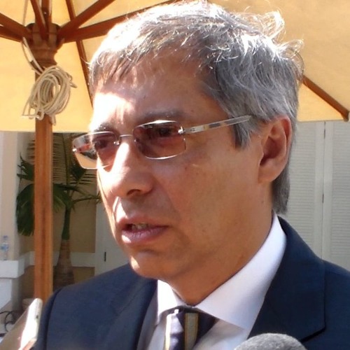 Stream En mission officielle en Côte d’Ivoire : Xavier Duval signe ...