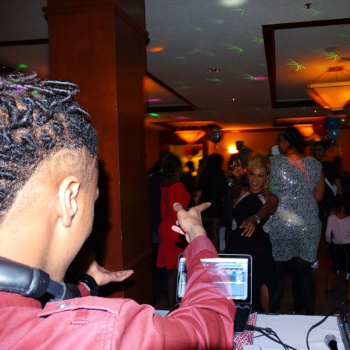 Stream Zoom Zoom - Maitre Gims Ft. Djuna Family - Mix. By Dj Chaz by ...