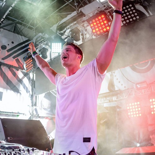 Stream Dannic - Live At Ultra Miami 2016 by DANNIC | Listen online for ...