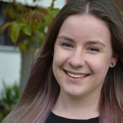 Lynn Robson's Instagram, Twitter & Facebook on IDCrawl
