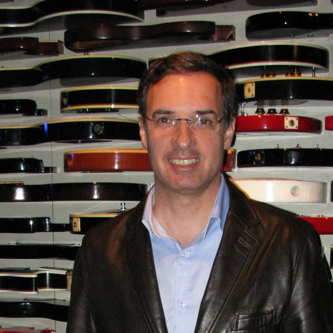 Listen to Return To The Classics by Dj White aka Jorge Branco in ...