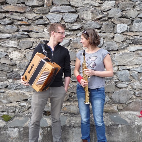 Stream Scottish À Jotine - Par Les Cornes by La Burle | Listen online ...