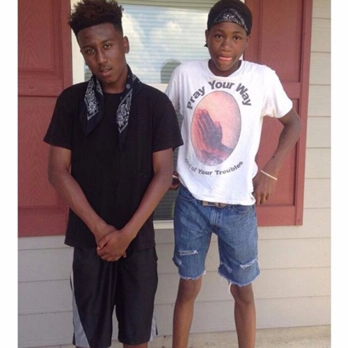 Stream 187 DERRICK - ON MY OWN FT. BBG DEE by 187DERRICK | Listen ...