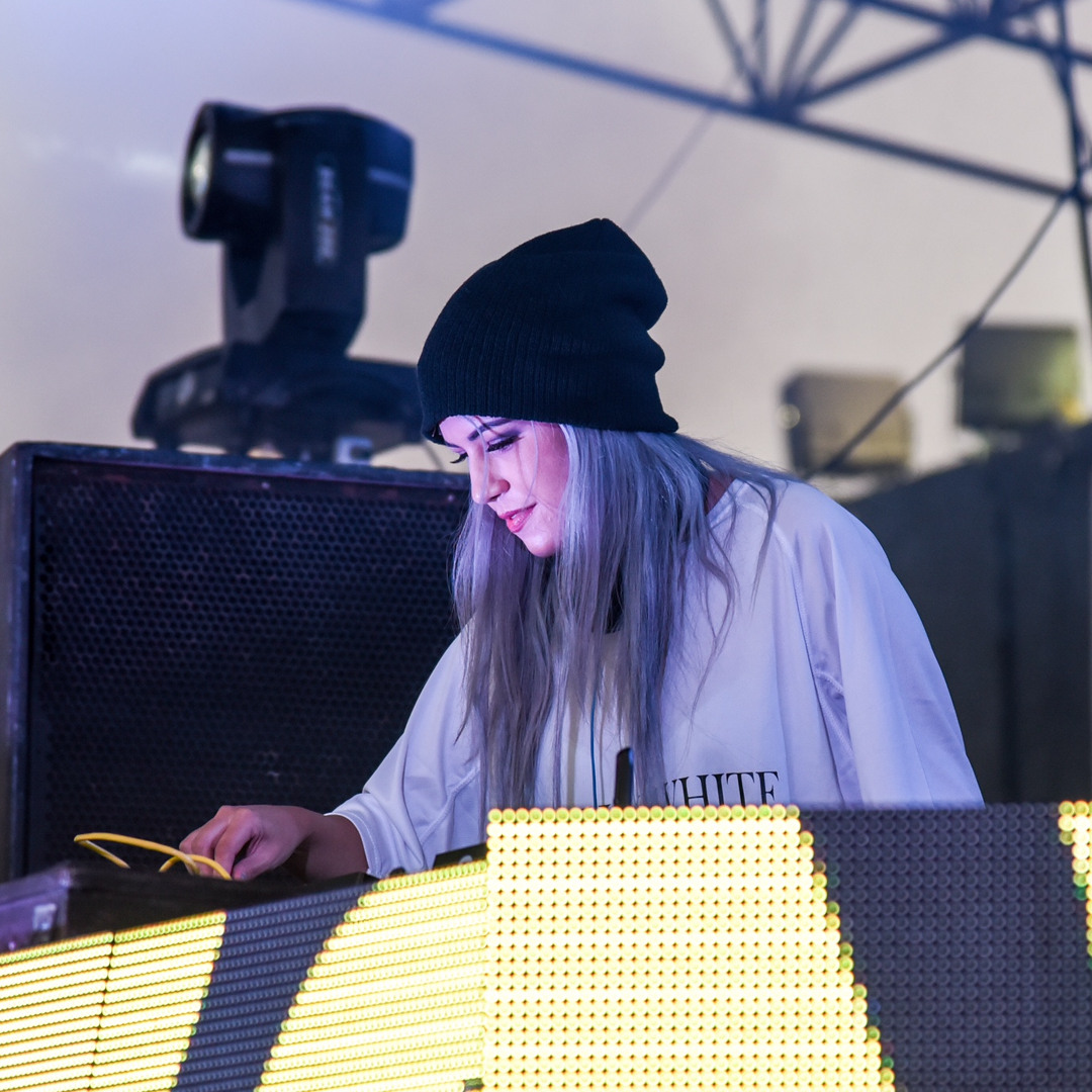 Stream NEST HQ | Listen to Artist Spotlight: Jessica Audiffred playlist ...