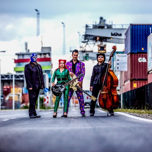 Stream Unloved Boy (STUDIO MIX) by Chilli con Curtis | Listen online ...