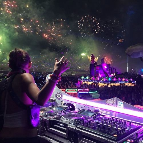 Stream dela Moontribe - Electric Daisy Carnival Las Vegas 2016 by dela ...