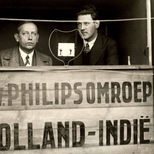 Stream Edward Startz kondigt PHOHI-zender aan (1927) by Beeld & Geluid ...