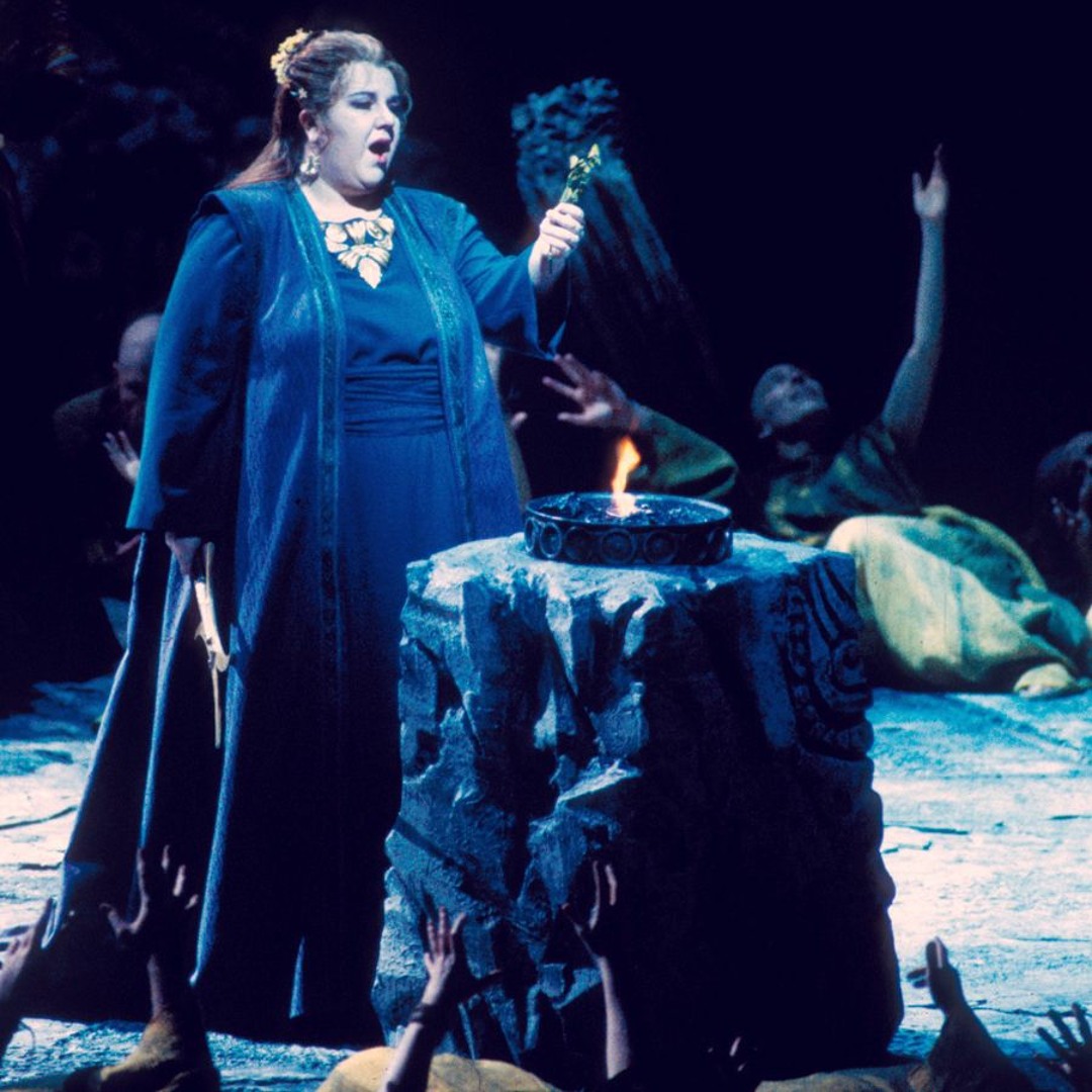Stream JANE EAGLEN sings “Casta diva” - from NORMA by Seattle Opera ...