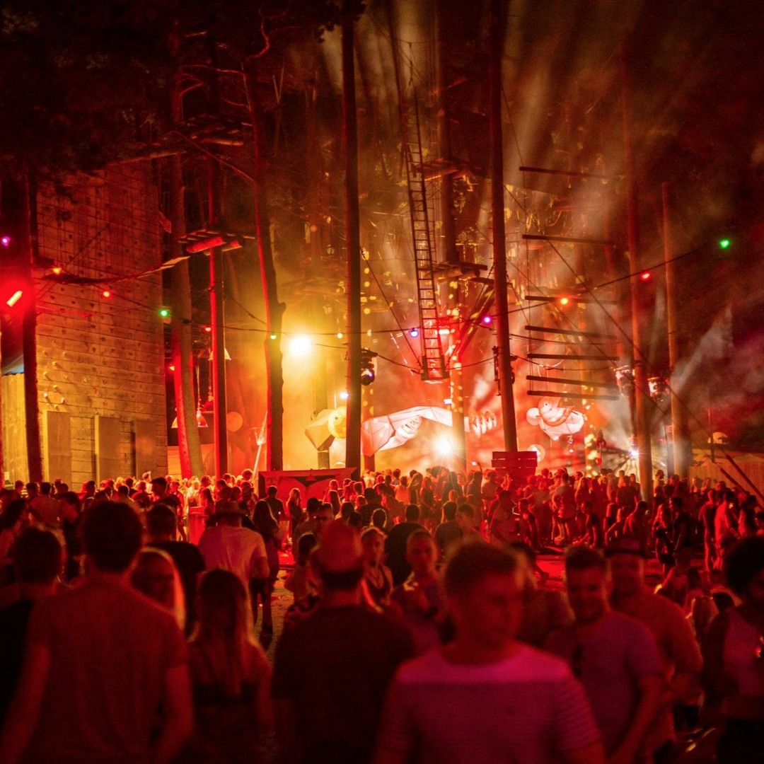 Stream Glenn Astro - Into the Woods 2016 by Into the Woods Festival ...