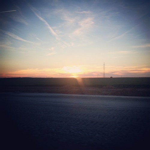Stream Leaving Earth by mr.goldfinch | Listen online for free on SoundCloud