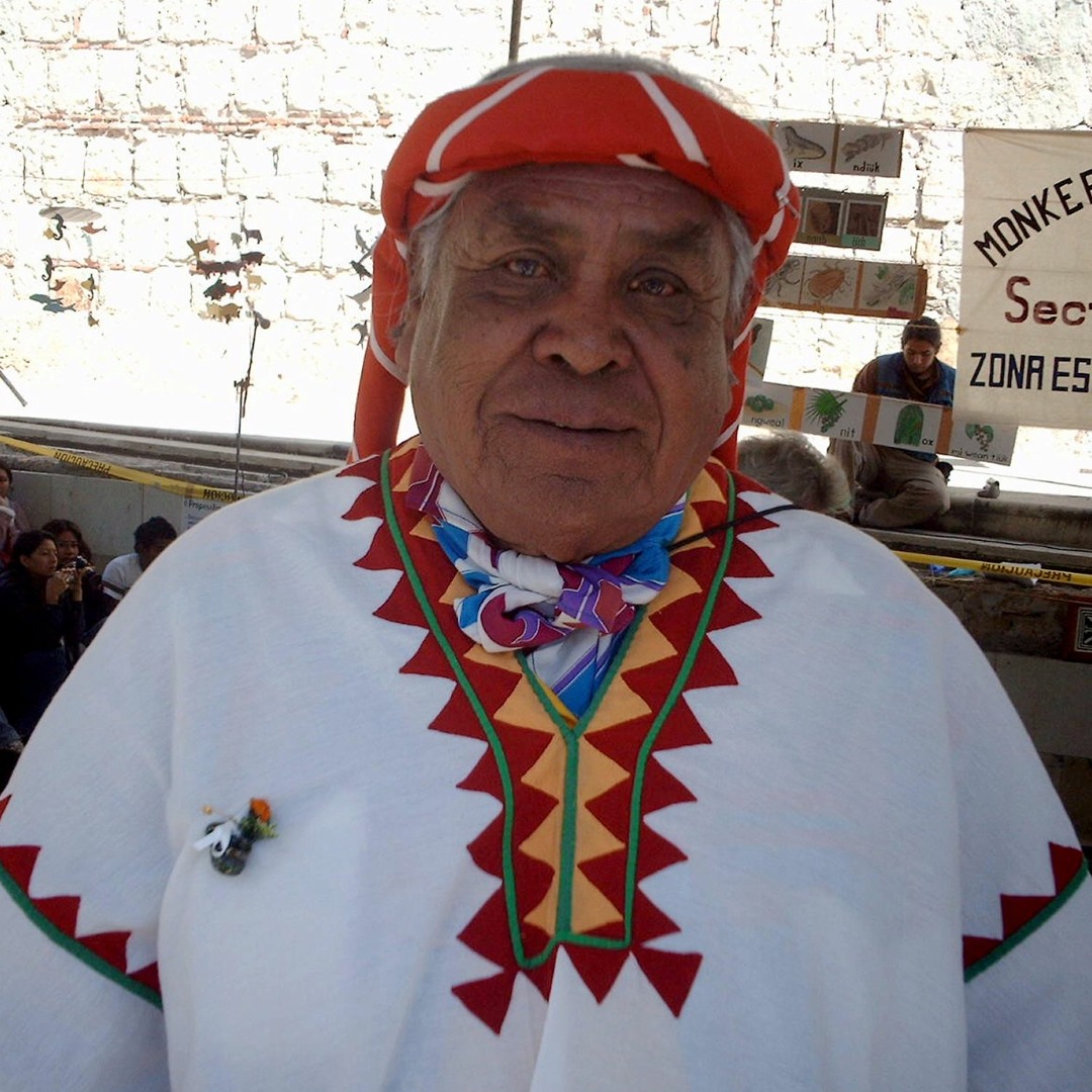 Listen to Matiri burebo (Amarraremos matari) by INPImx in Coro rarámuri ...